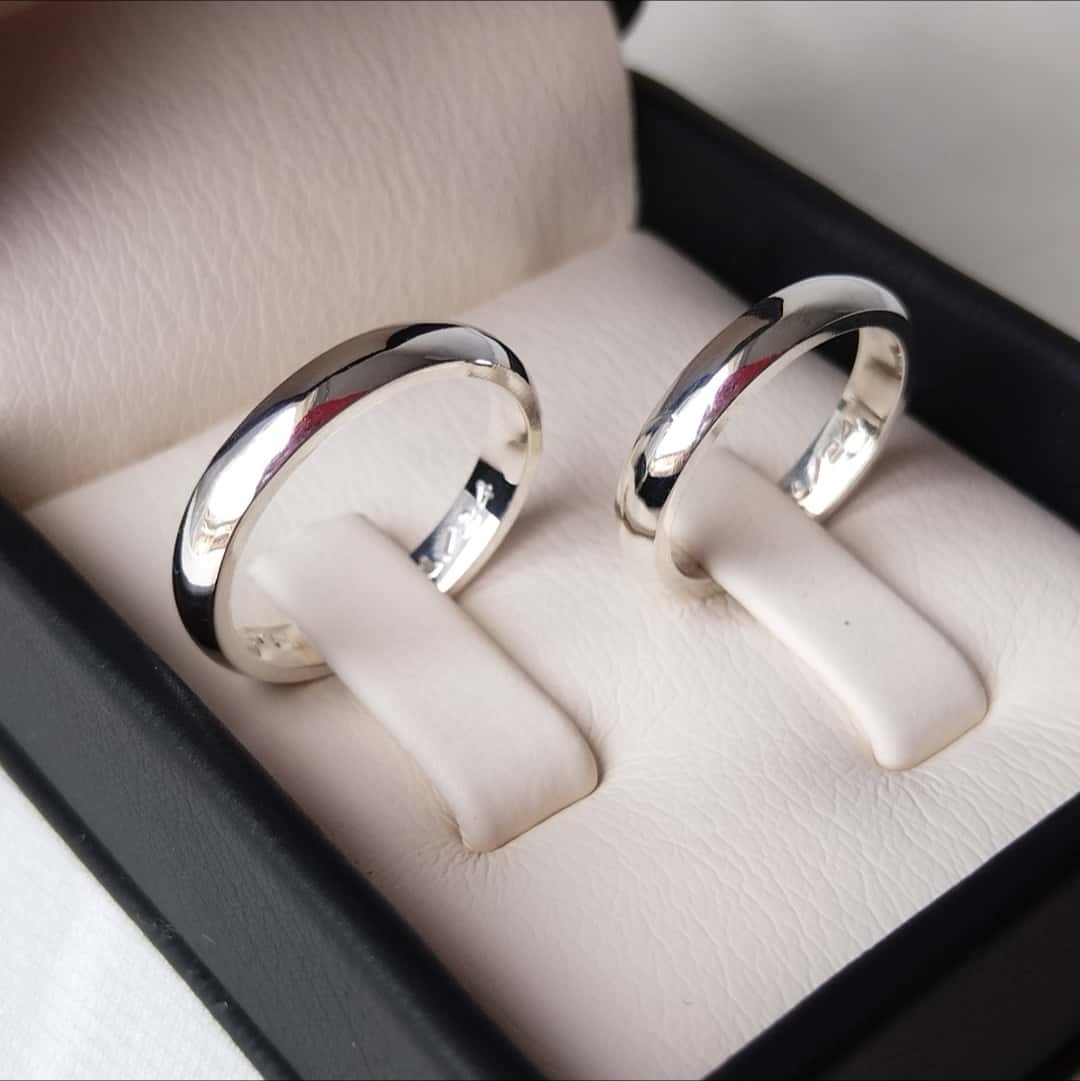 Anillo Sencillo Liso Minimalista En Plata 925 – Jewelry Reparaciones